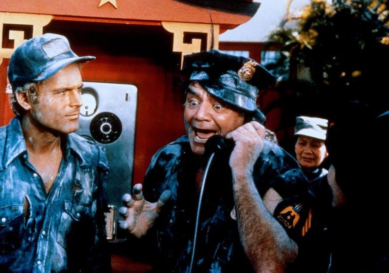 Der Supercop Trailer DF - FILMSTARTS.de